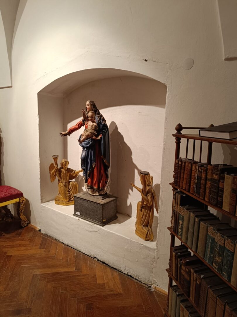 Barokní perla pod Jeseníky: Vlasta Suk ve Šternberském klášteře ...
